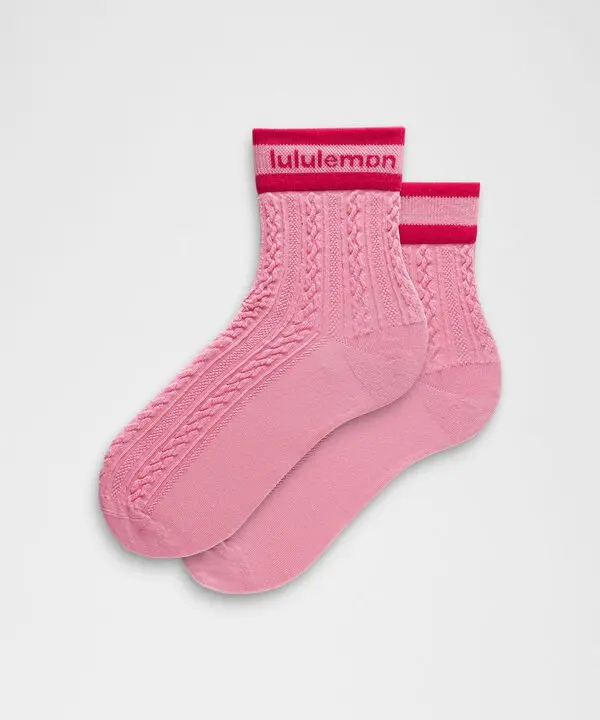 Lululemon Cable Knit Quarter Socks - Candy Cloud/mulberry Spark