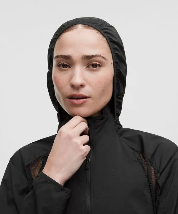 Lululemon Ventilated Packable Running Jacket - Black