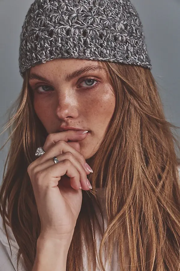 Free People Peggy Knitted Skull Cap - Blue