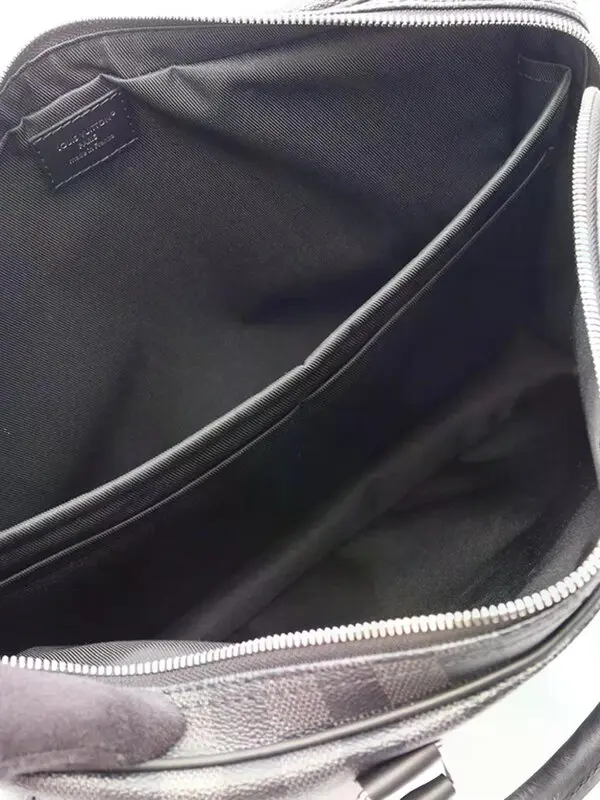 LOUIS VUITTON Damier Graphite Business Bag