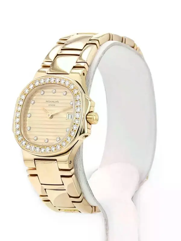 Patek Philippe 1990 Nautilus 27mm Watch