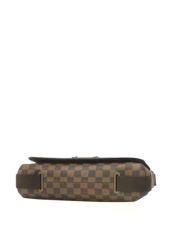 LOUIS VUITTON Damier Ebene Brooklyn Mm Crossbody Bag - Brown
