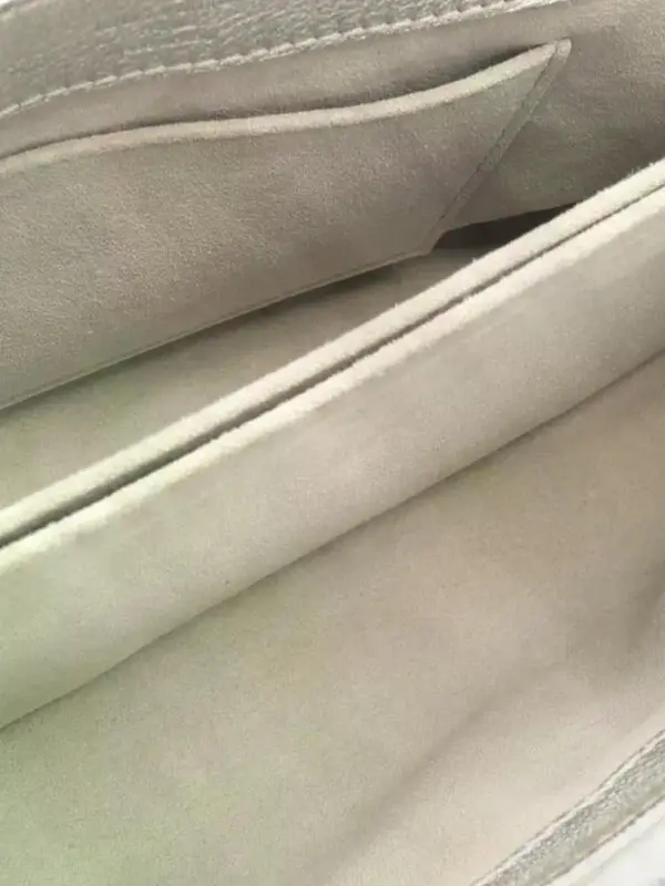 LOUIS VUITTON Very Chain Shoulder Bag