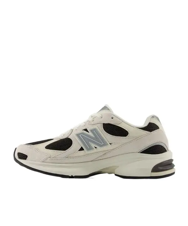 NEW BALANCE 2010 Mesh Panel Sneakers