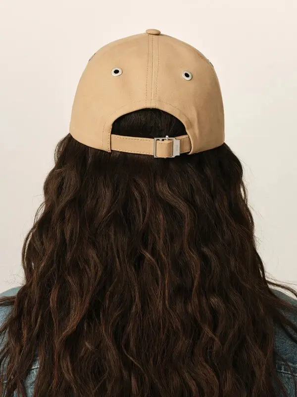 AMI Paris De Coeur Cap