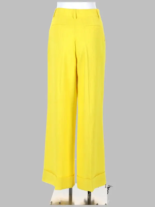 P.a.r.o.s.h P. A.r. O.s. H. Raisa Pant