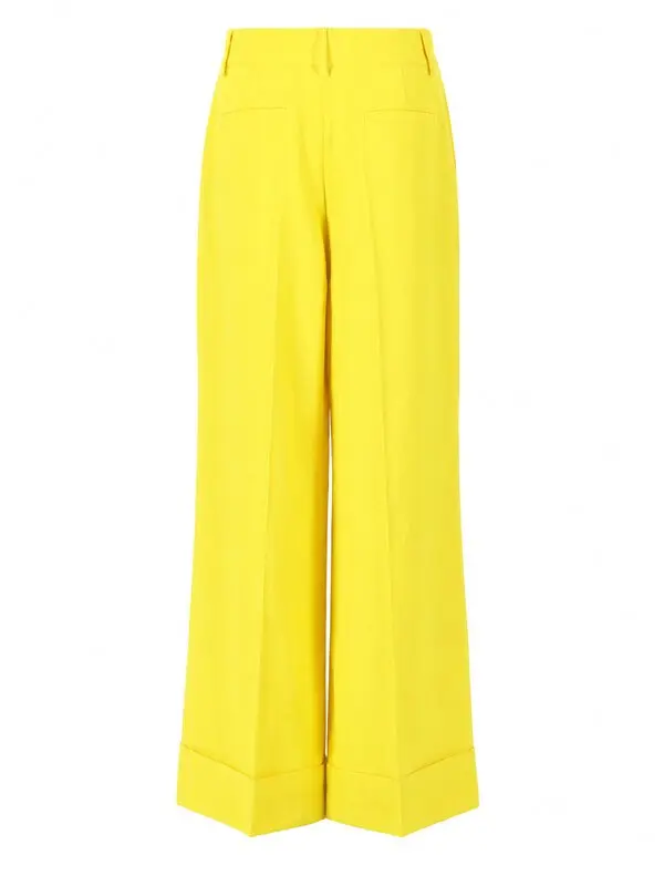 P.a.r.o.s.h P. A.r. O.s. H. Raisa Pant