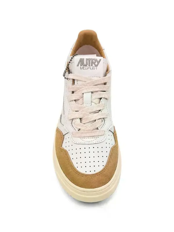 AUTRY Medalist Panelled Leather Sneakers - White