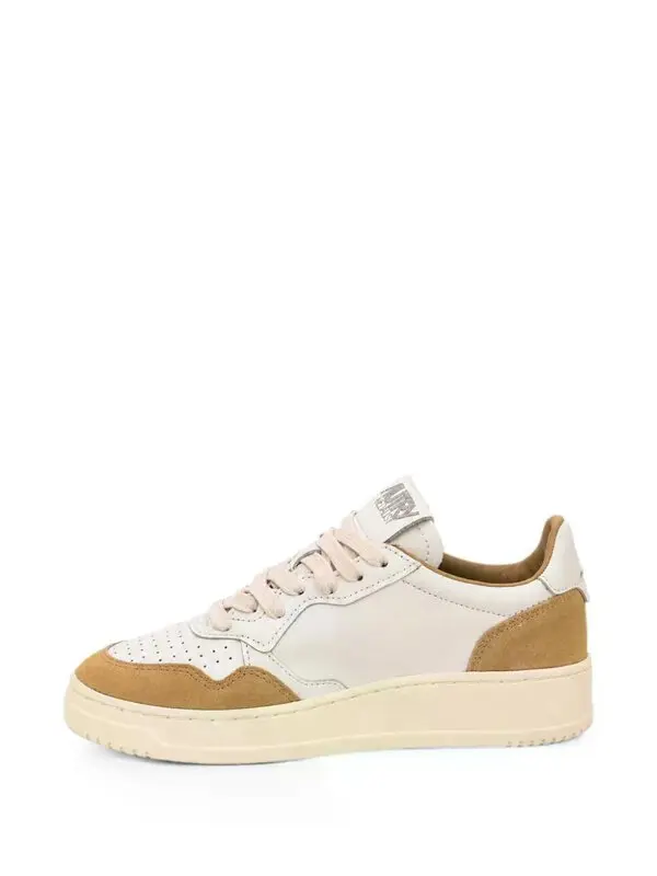 AUTRY Medalist Panelled Leather Sneakers - White