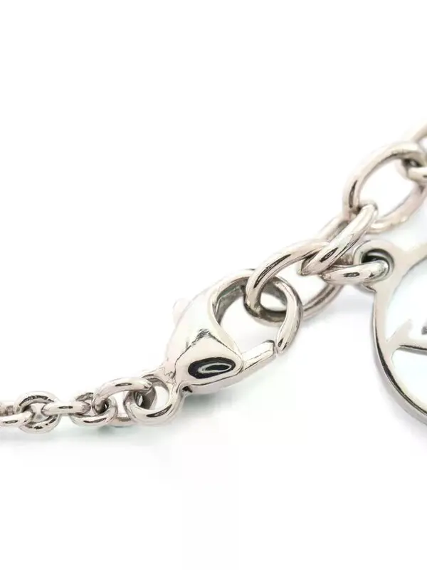 LOUIS VUITTON Essential V Necklace