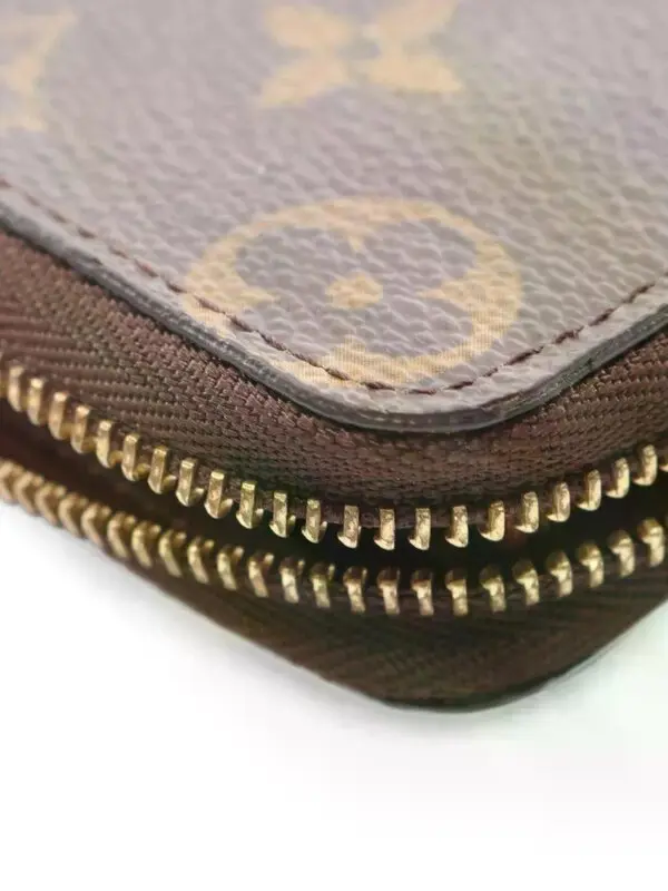 LOUIS VUITTON 2008 Zippy Monogram Purse