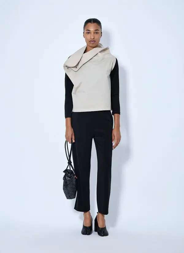 Issey Miyake Sleeveless Asymmetric Zip Detail Top