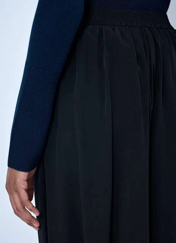 Chloé Fluid Pleated Pants In Crêpe De Chine