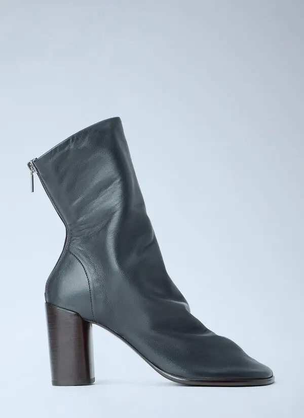 LEMAIRE Lemiaire Glove Ankle Boots - Black