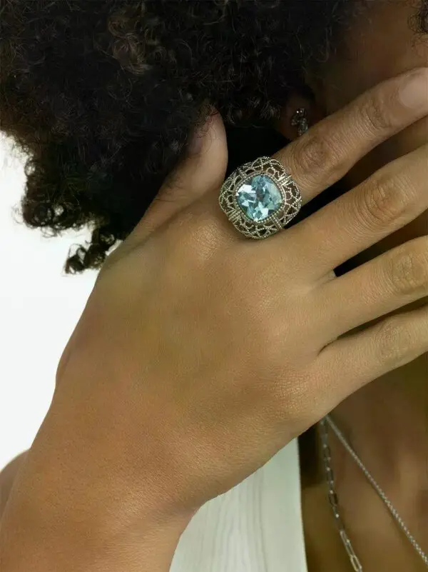LISA NIK 18k White Gold Blue Topaz Ring