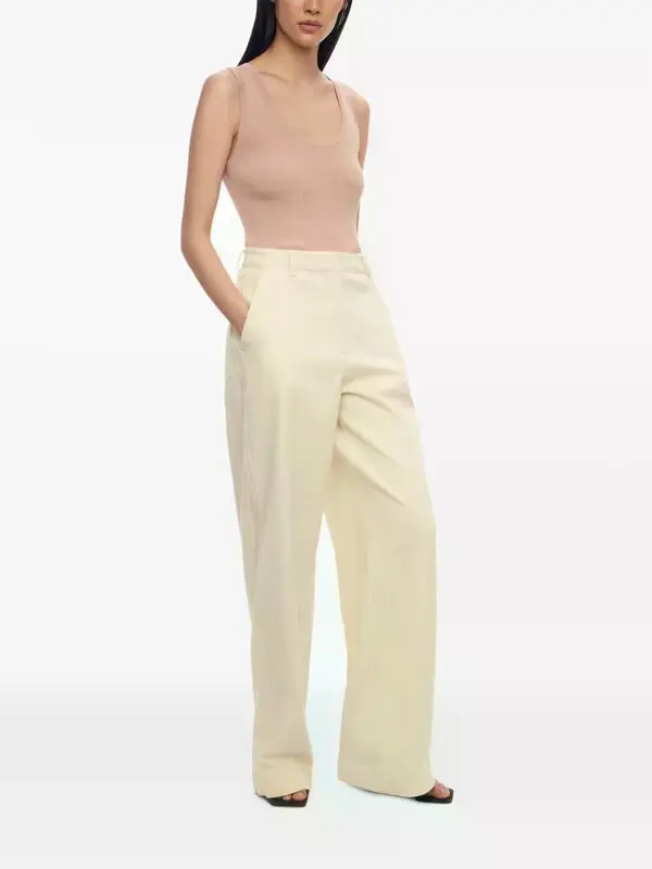 12 STOREEZ Zoe Ribbed Tank Top