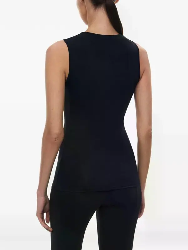 12 STOREEZ Kim Tank Top