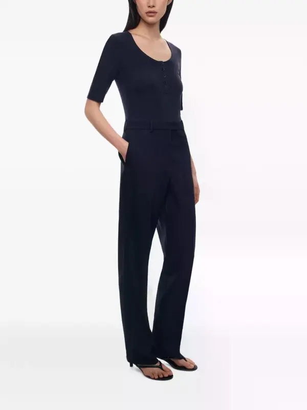 12 STOREEZ Gwen Ribbed-knit Top