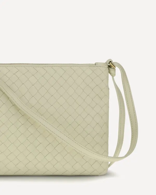 Bottega Veneta Intrecciato Shoulder Bag - Cream