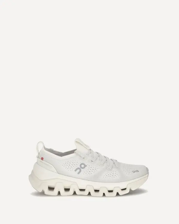 On Cloud X Tempo Sneakers - White