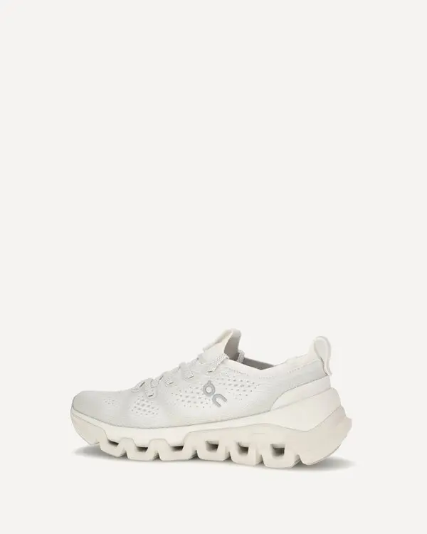 On Cloud X Tempo Sneakers - White