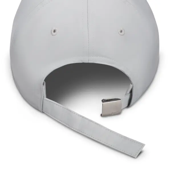 Nike Club Structured Cap With Metal Swoosh Logo