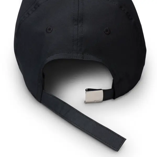 Nike Club Structured Cap With Metal Swoosh