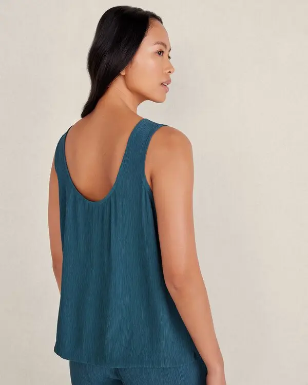HAVEN WELL WITHIN Naia™ Scoop Neck Tank Top