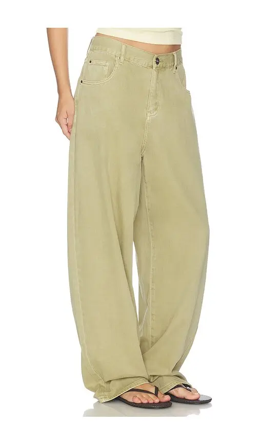 SNDYS. Lukas Lightweight Jeans - Sage