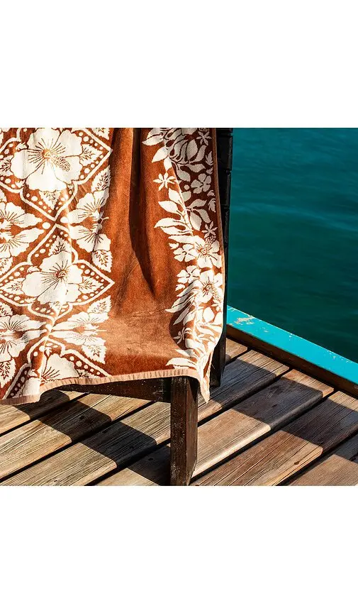 SLOWTIDE Sandy's Towel In Brown