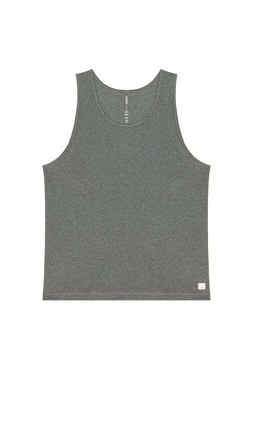Vuori Tradewind Performance Tank 2.0 In Grey - Heather Grey