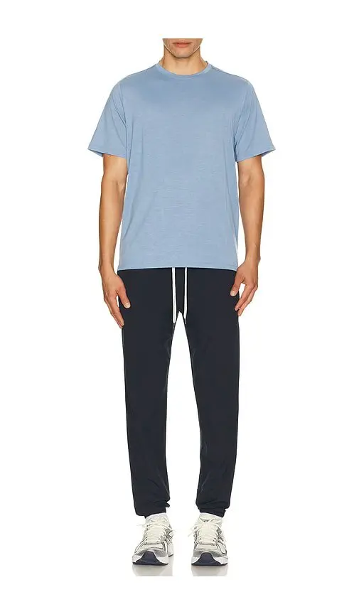 Vuori Current Tech Tee In Baby Blue