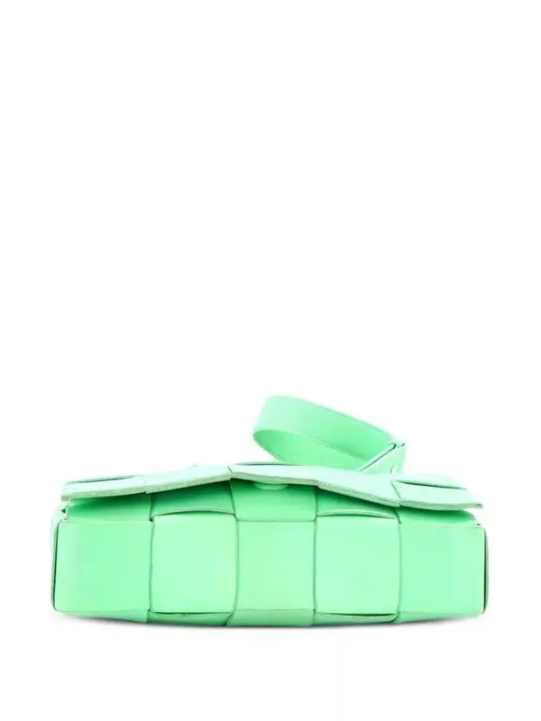 Bottega Veneta Cassette Maxi Intrecciato Leather Crossbody Bag - Green