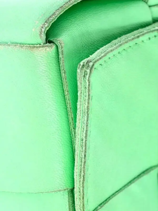 Bottega Veneta Cassette Maxi Intrecciato Leather Crossbody Bag - Green