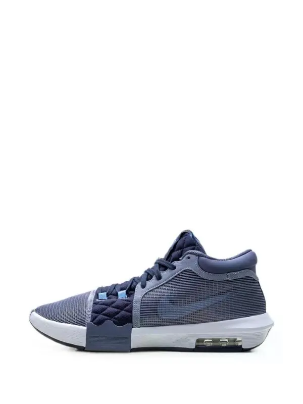 Nike Lebron Witness 8 Sneakers