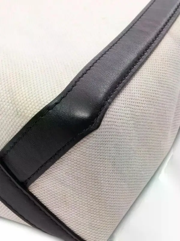 Valentino Garavani Vltn Logo Rockstud Tote Bag - Neutrals