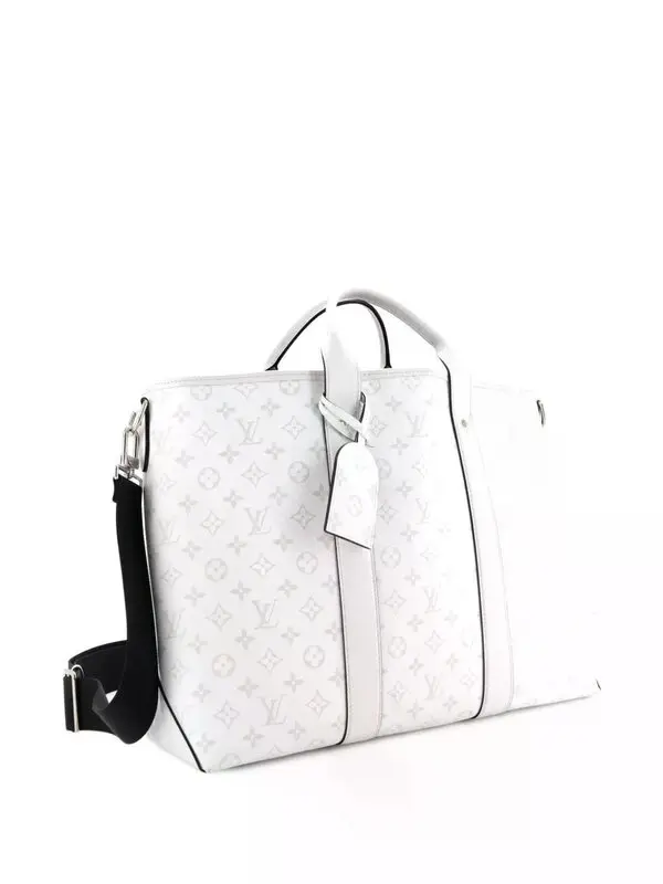 LOUIS VUITTON Weekend Nm Monogram Taigarama Tote Bag - White