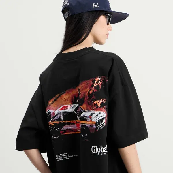 END. Hounds T-shirt