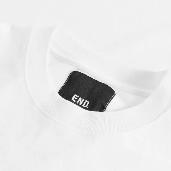 END. Whippet Graphic T-shirt - White