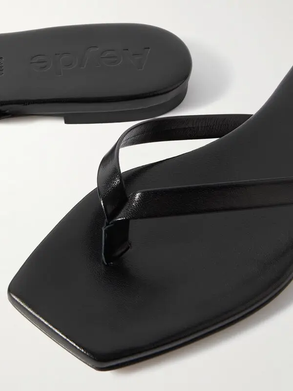 AeydĒ Square Toed Slippers