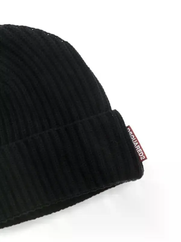 Dsquared2 Wool Ribbed Knit Beanie And Scarf Set