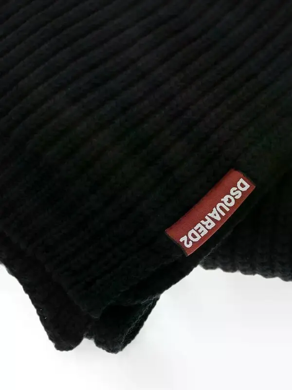 Dsquared2 Wool Ribbed Knit Beanie And Scarf Set