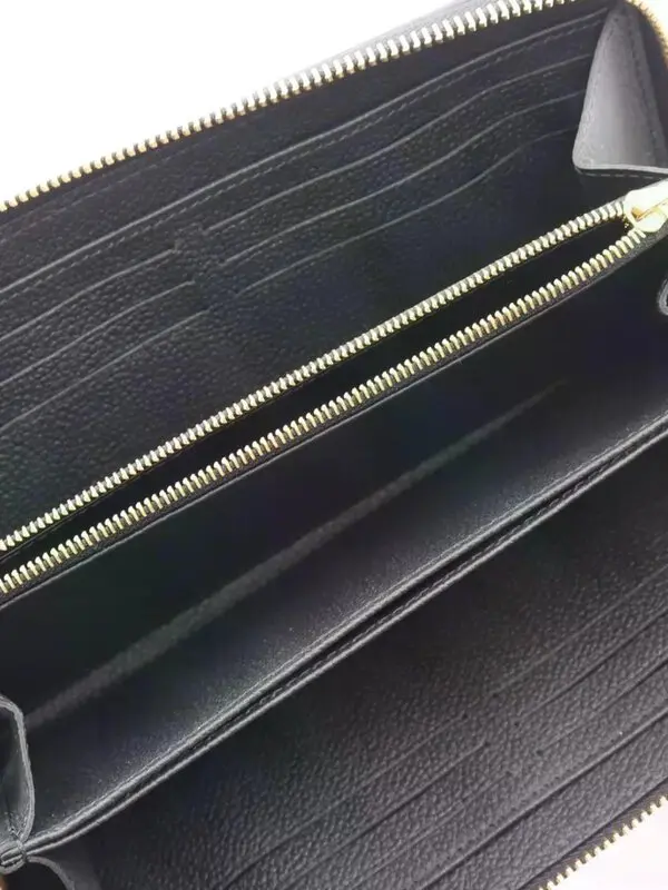 LOUIS VUITTON Monogram Empreinte Zippy Wallet