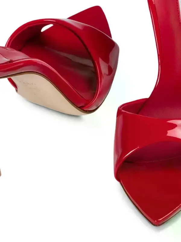 LE SILLA Bella Pointed-toe Sandals