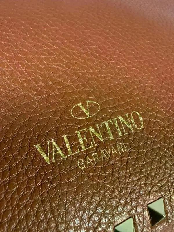 Valentino Garavani 2010s Rockstud Trapeze Tote Bag - Brown
