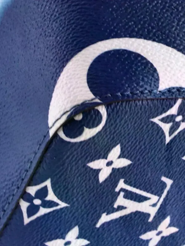 LOUIS VUITTON Escale Monogram Giant Mm Bucket Bag - Blue