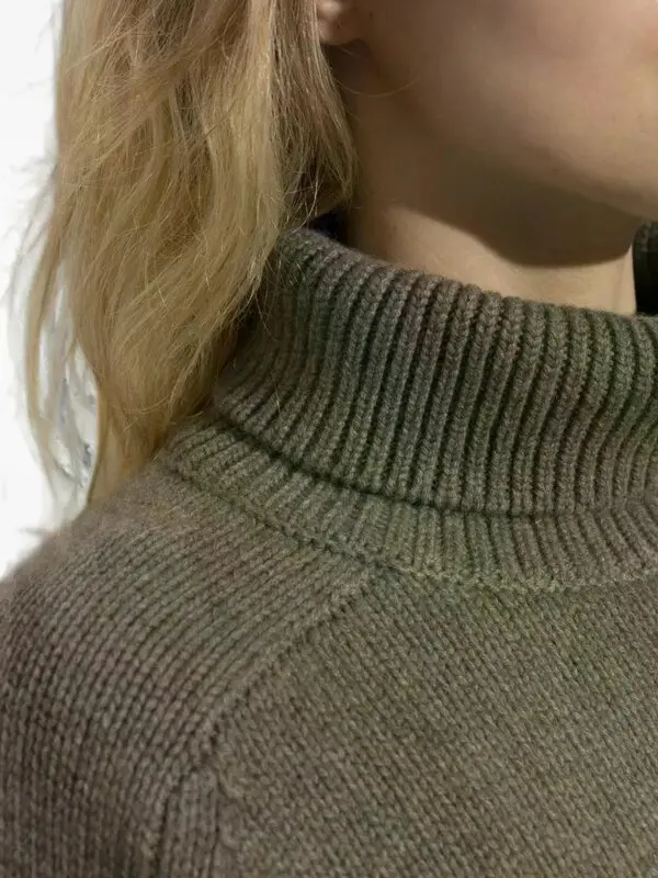 LISA YANG Cathie Turtleneck Sweater