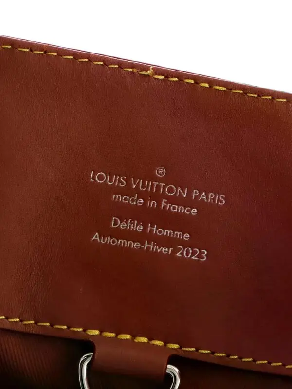 LOUIS VUITTON Maxi Noe Sling Bag Epi Leather Bucket Bag