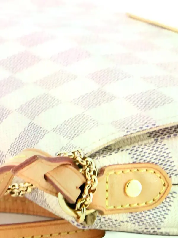 LOUIS VUITTON Damier Mm Crossbody Bag - White