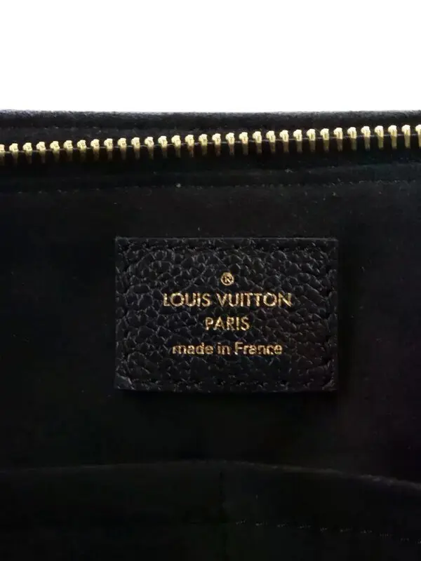 LOUIS VUITTON Monogram Canvas Shoulder Bag